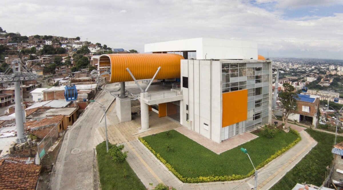 Teleférico MIO Cable Cali – Elipse Arquitectura